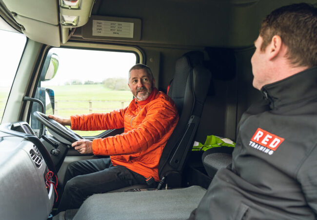 How much do HGV drivers earn? - RED Driving School